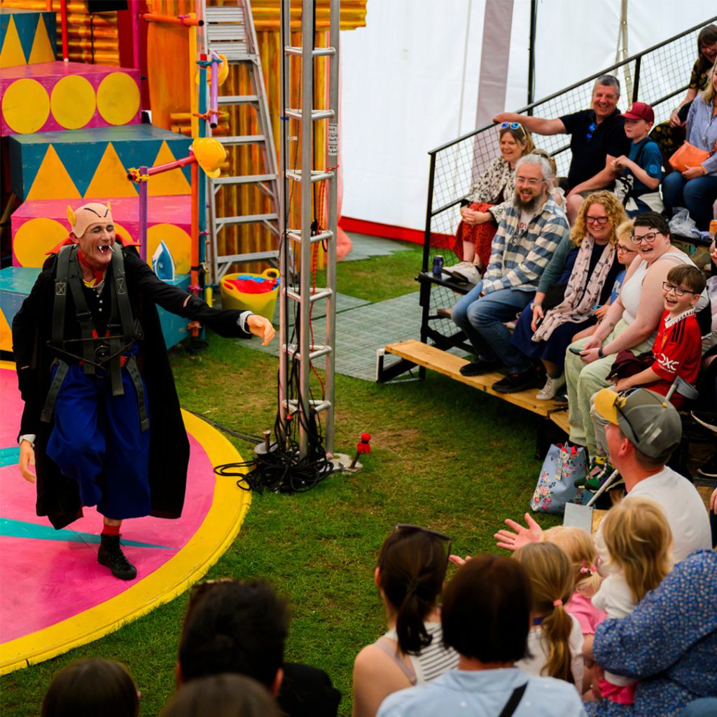 Tweedy’s Massive Circus | From the star of Giffords Circus